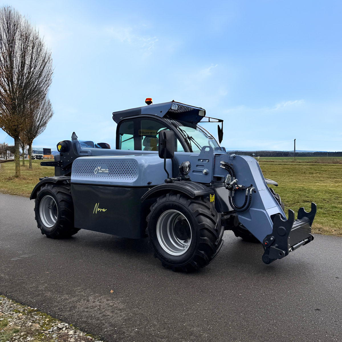 MONA Nova elektrischer Teleskoplader – Neyer Landtechnik GmbH